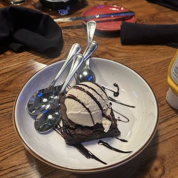 MERCER SOCIAL HOUSE - Updated December 2025 - 72 Photos & 52 Reviews ...