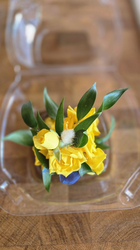 ANGELA FLOWER SHOP - Updated June 2026 - 110 Photos - 2261 Foothill ...