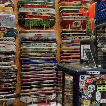 303 BOARDS - Updated December 2025 - 46 Photos & 83 Reviews - 1338 E ...