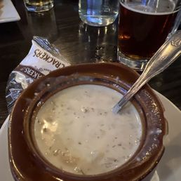 BROADSIDE TAVERN - Updated December 2025 - 96 Photos & 96 Reviews - 99 ...