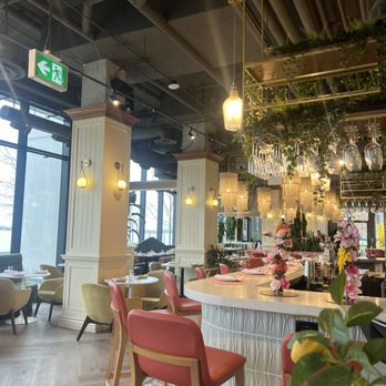 SIMONA - Updated December 2025 - 80 Photos & 24 Reviews - 59 Merchants ...