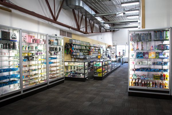 GREENFIELD SMOKE SHOP - Updated August 2025 - 7949 Hwy 55, Rockford ...