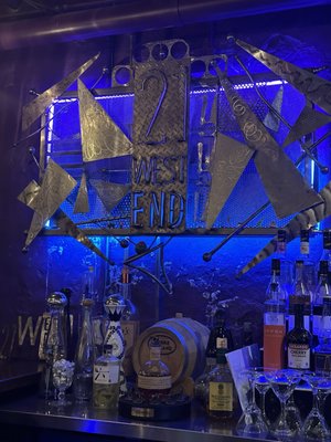 21 WEST END - Updated September 2025 - 104 Photos & 165 Reviews - 21 N ...