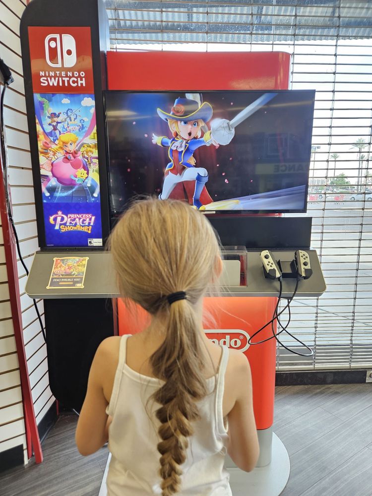 GAMESTOP - Updated August 2025 - 20 Reviews - 8980 E Indian Bend Rd ...