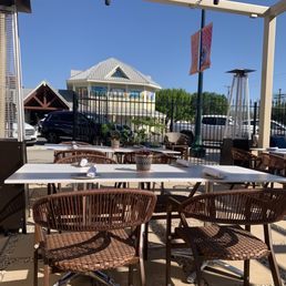 TASTE ON MAIN - Updated November 2024 - 351 Photos & 213 Reviews - 116 ...