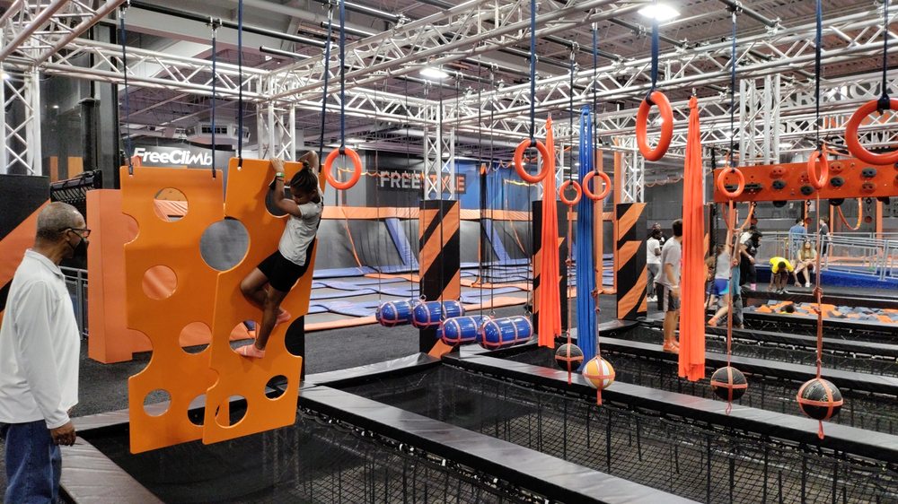 SKY ZONE TRAMPOLINE PARK - Updated January 2026 - 47 Photos & 51 ...