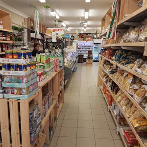 RAINERI’S CONTINENTAL DELICATESSEN - Updated July 2025 - 97 Great North ...