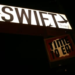 SWIFT LOUNGE - Updated July 2025 - 257 Photos & 453 Reviews - 1932 NE ...