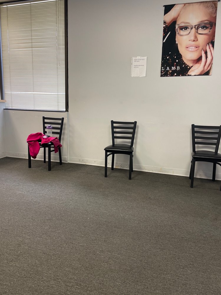 CENTURY EYE CARE - Updated May 2026 - 22 Reviews - 4477 W 118th St ...