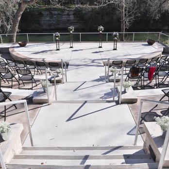 RABB HOUSE - Updated December 2025 - 15 Photos - 151 N A W Grimes Blvd ...