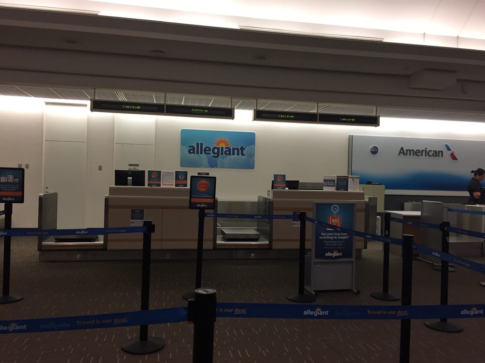 ALLEGIANT AIR - Updated January 2025 - 14 Reviews - 400 Airport Ave ...