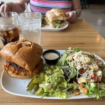 GRIT 2C - 141 Photos & 198 Reviews - 212 S Kimball Ave, Caldwell, Idaho ...