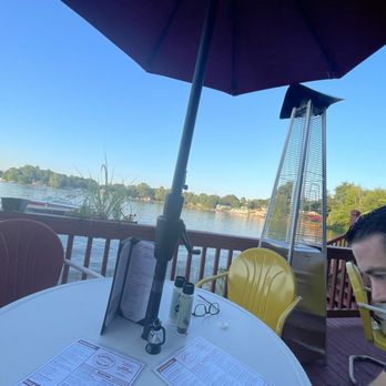 BOSTWICK LAKE INN - Updated December 2025 - 157 Photos & 198 Reviews ...