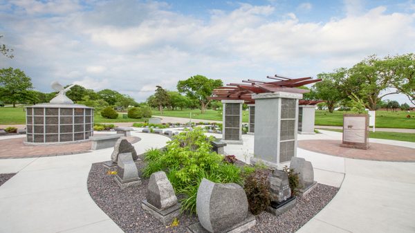 LINCOLN MEMORIAL FUNERAL HOME & CEMETERY - Updated August 2025 - 29 ...