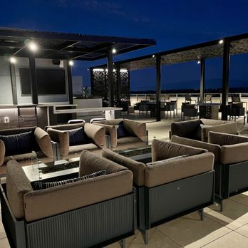 THE MARTIN - Updated December 2025 - 113 Photos - 240 S Taaffe St ...