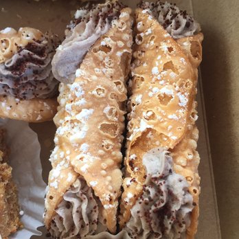 LA BAKERI - Updated January 2026 - 19 Photos - 935 Fennell Avenue E ...