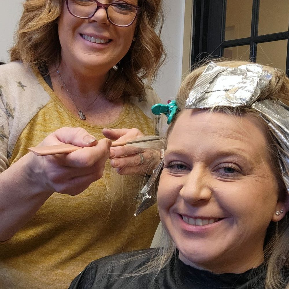 Angie Finch's Instagram, Twitter & Facebook on IDCrawl