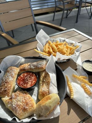 GENTILI’S PIZZA & STEAKS - Updated September 2024 - 24 Photos & 50 ...