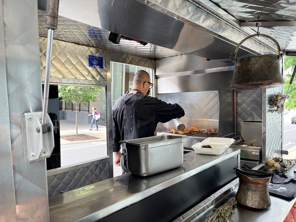 OCTOPUS FALAFEL TRUCK - Updated February 2025 - 667 Photos & 504 ...