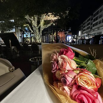 TOULOUSE CAFÉ AND BAR - Updated August 2024 - 1040 Photos & 561 Reviews ...