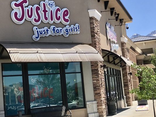 DRAPER PEAKS SHOPPING CENTER - Updated August 2025 - 200 E 12300th S ...