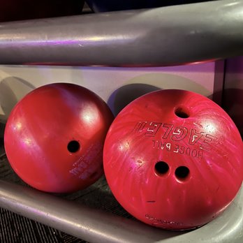 HIGH SIERRA LANES - Updated March 2025 - 64 Photos & 97 Reviews - 3390 ...