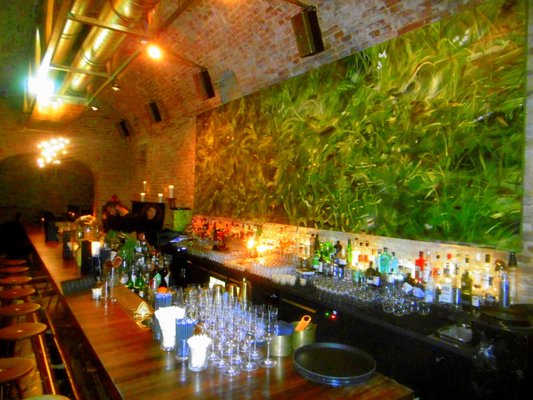 KRYPT. - Updated December 2025 - 11 Photos - Wasagasse 17, Wien ...