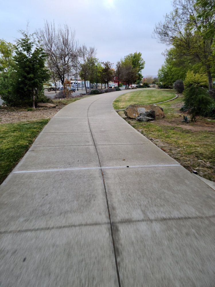 MANDELA MEDIAN PARK - Updated April 2025 - Mandela Pkwy, Oakland ...