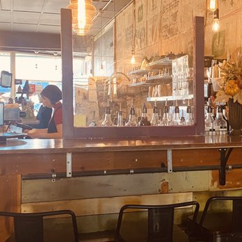 THE FIG TREE COFFEE, ART, & MUSIC LOUNGE - Updated September 2024 - 331 ...