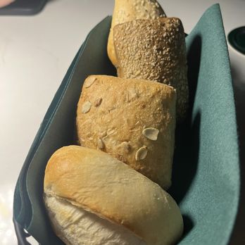 THE GUISINGER - Updated November 2025 - 32 Photos - 1 E Mountain St ...