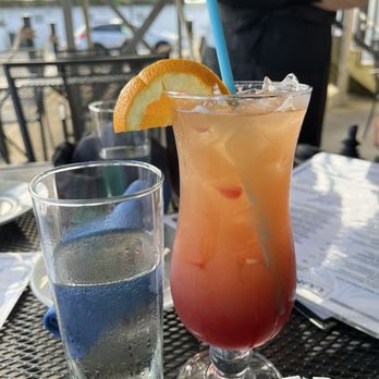 CONSTANTINE’S ON THE BAY - Updated January 2026 - 27 Photos & 25 Real ...