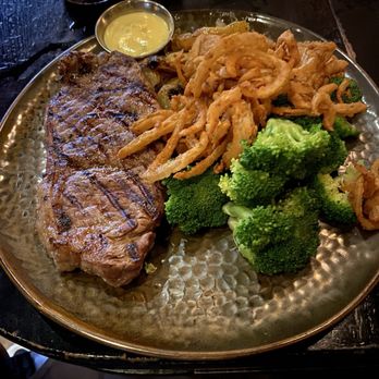 THE TOOTHSOME CHOCOLATE EMPORIUM AND SAVORY FEAST KITCHEN - Updated ...