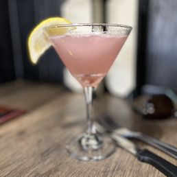 FREEPORT BAR & GRILL - Updated October 2025 - 479 Photos & 494 Reviews ...