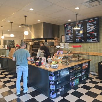 TROPHY PIZZA - EVENDALE - Updated October 2025 - 130 Reviews & 135 ...