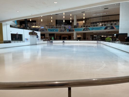 COUNTRYSIDE MALL - Updated July 2024 - 49 Photos & 57 Reviews - 27001 ...