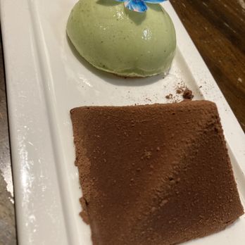 TINY PYRAMID - Updated November 2024 - 3188 Photos & 473 Reviews - 560 ...