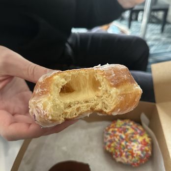 BEACON DOUGHNUTS - Updated April 2025 - 565 Photos & 252 Reviews - 810 ...