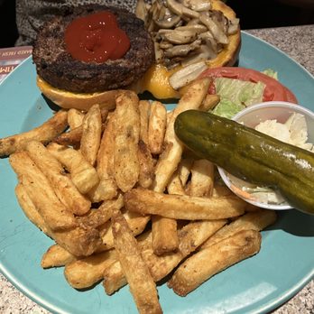 THE EDISON DINER - Updated February 2025 - 435 Photos & 492 Reviews ...