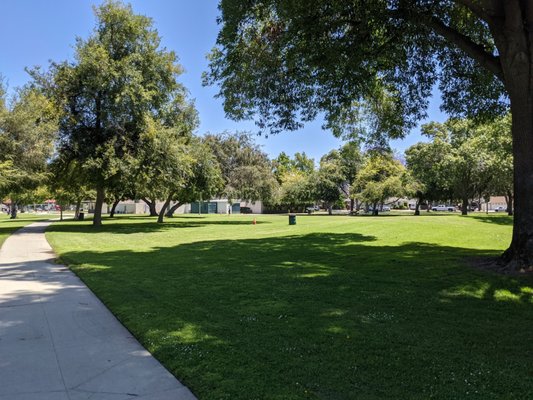 WARDLOW PARK - Updated March 2025 - 77 Photos & 12 Reviews - 3457 ...