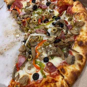 PARTNERS II PIZZA FAYETTEVILLE - Updated December 2025 - 115 Photos ...