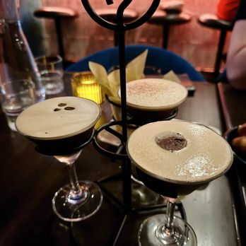 EVERYTHING’S JAKE NYC BAR & LOUNGE - Updated January 2026 - 102 Photos ...