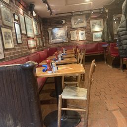 THE TOMBS - Updated October 2025 - 285 Photos & 473 Reviews - 1226 36th ...