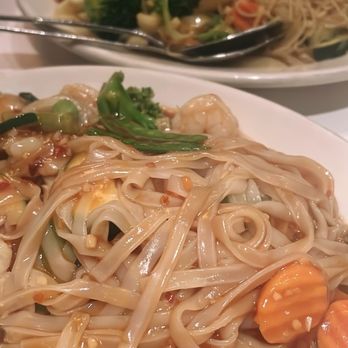 CHINA CAFE - Updated March 2025 - 312 Photos & 341 Reviews - 24299 Novi ...