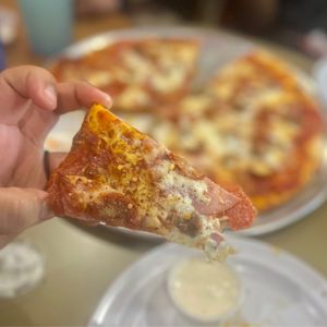 SHAKERS PIZZA - Updated January 2025 - 191 Photos & 351 Reviews - 4075 ...
