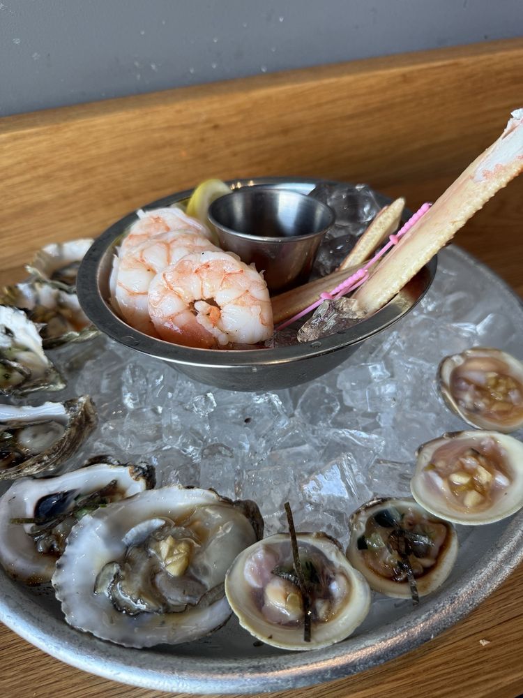 MOTHER SHUCKERS - Updated January 2026 - 14 Photos - 25 11th Ave, New ...