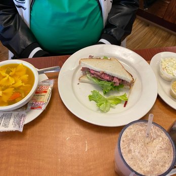 NUTLEY DINER - Updated April 2025 - 237 Photos & 260 Reviews - 372 ...