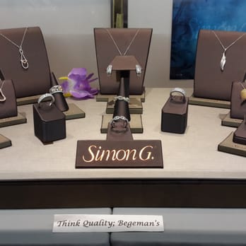 Precious fine jewelry store