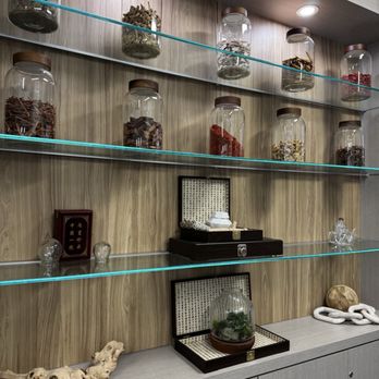 VUIM CLINIC - Updated December 2025 - 36 Photos & 43 Reviews - 1980 ...