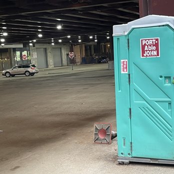 CITY OF CHICAGO AUTO POUND - Updated October 2025 - 21 Photos & 76 ...