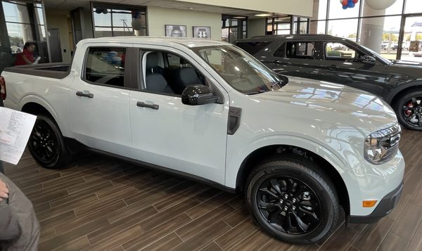 SANDERSON FORD - Updated December 2025 - 81 Photos & 376 Reviews - 6400 ...